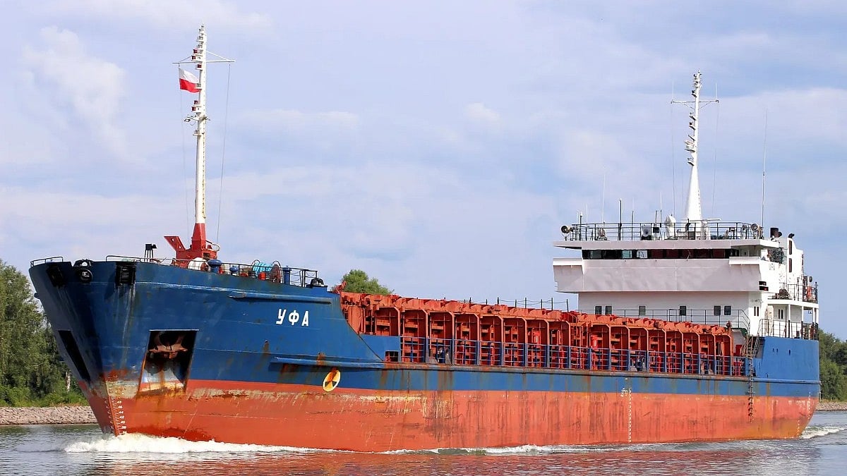Sweden says seized ship had false flag, crewmember warned of crime