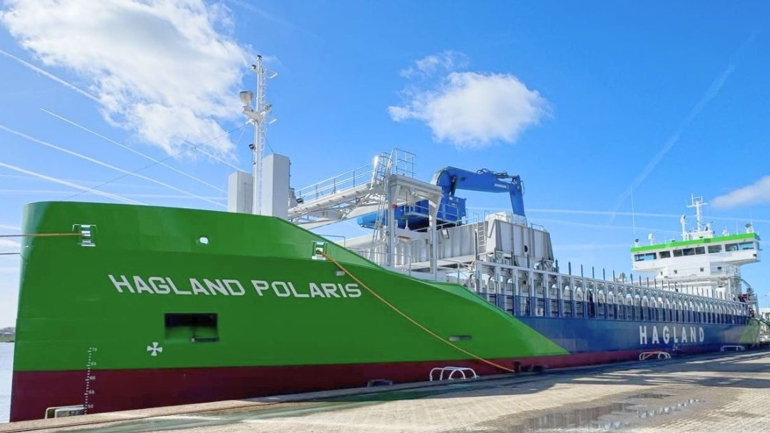 Norway's Hagland Shipping takes delivery of self-discharging bulker