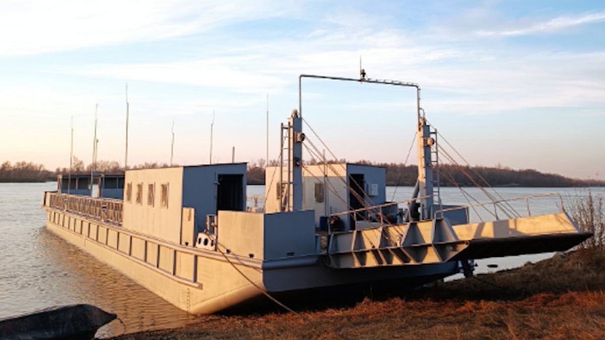 Ice-capable ferry barges designed for Russian waters