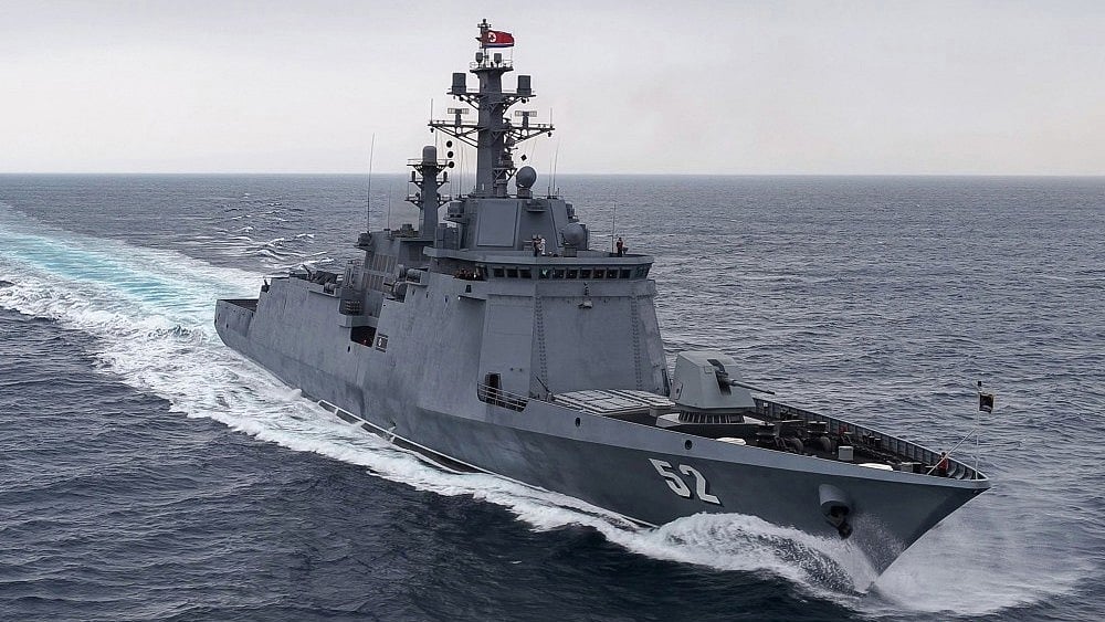 North Korea to build 10,000-ton destroyer before Xi visit