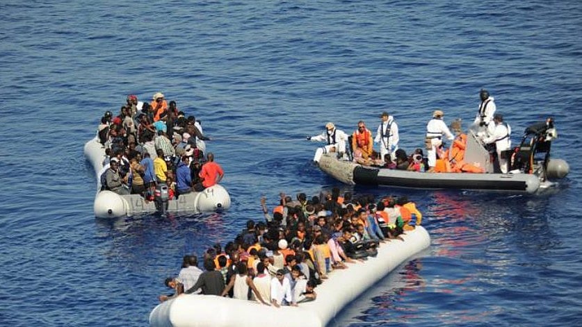 Greece speeds up deportations with new external "return hub" law