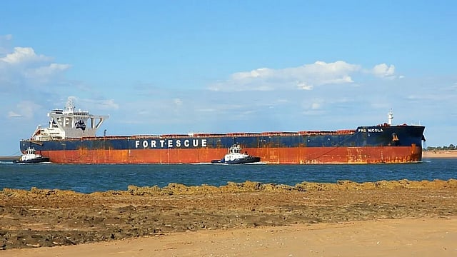 Erroneous switch caused sudden propulsion loss on bulk carrier: ATSB