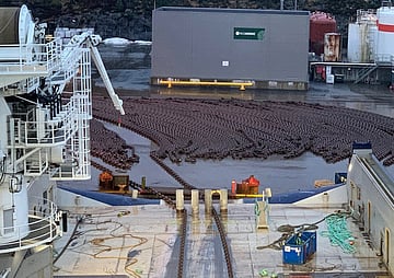 VESSEL REVIEW | Island Victory – Mighty 477tbp offshore installation ...