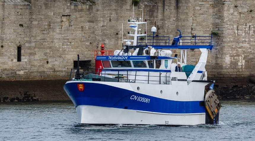 Piriou delivers 16m scallop trawler to French owner