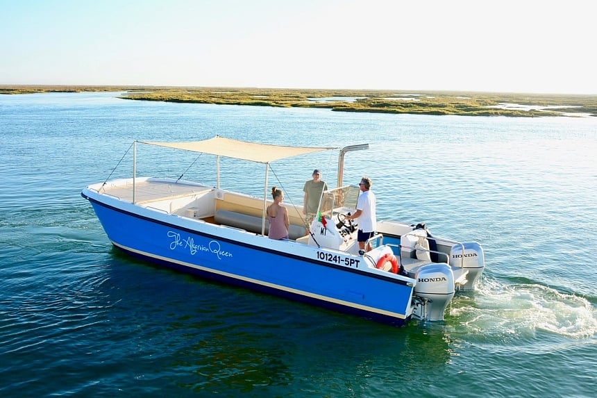 New tour boat delivered to Algarve operator