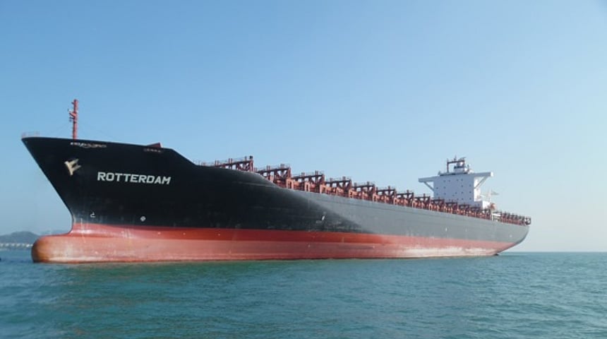 Performance Shipping sells containership Rotterdam