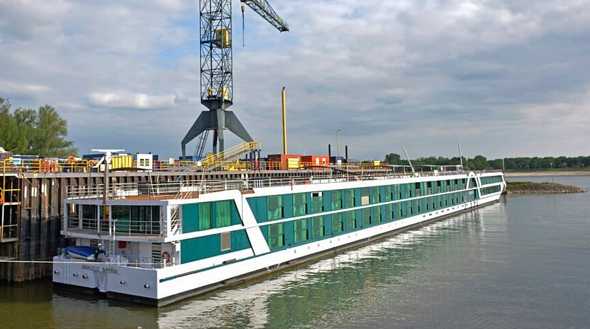 Shipyard De Hoop completes third vessel in series for Lüftner Cruises