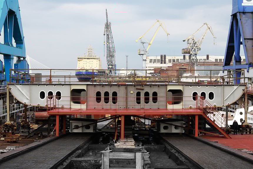Admiralty Shipyards lays keel of third Project ST192 trawler for RRPK