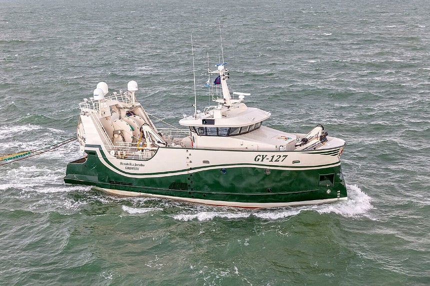 Padmos delivers twin-rigger to Urk fisherman