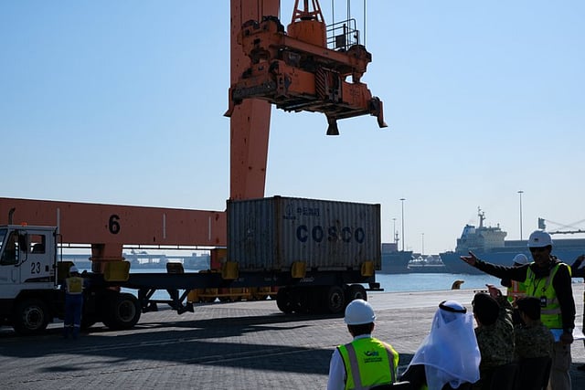 Kuwait Ports Authority unveils facility expansion projects