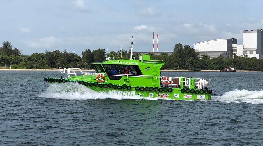 VESSEL REVIEW | Penguin Tenaga – New pilot launch is Singapore’s first ...