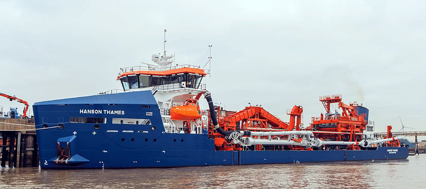 Hanson’s newest aggregates dredger completes delivery voyage