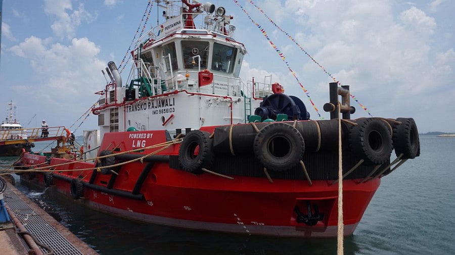 Pertamina adds dual-fuel LNG tug to fleet