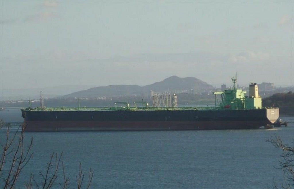 Sembcorp scores FPSO conversion work for Shapoorji Pallonji, Bumi ...