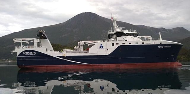 VESSEL REVIEW | Akraberg – Shrimp and whitefish factory trawler for ...