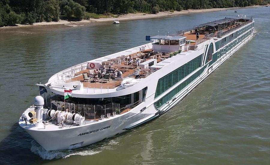 VESSEL REVIEW | Amadeus Cara – Amadeus River Cruises takes delivery of ...
