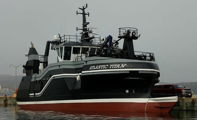 VESSEL REVIEW | Atlantic Titan – 27-metre crab and demersal fish trawler