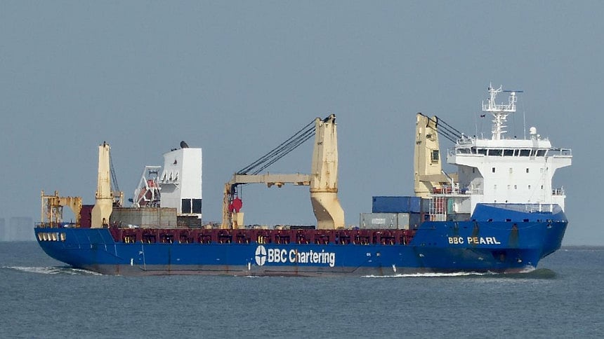 German-operated ship banned from Australian waters due to safety issues