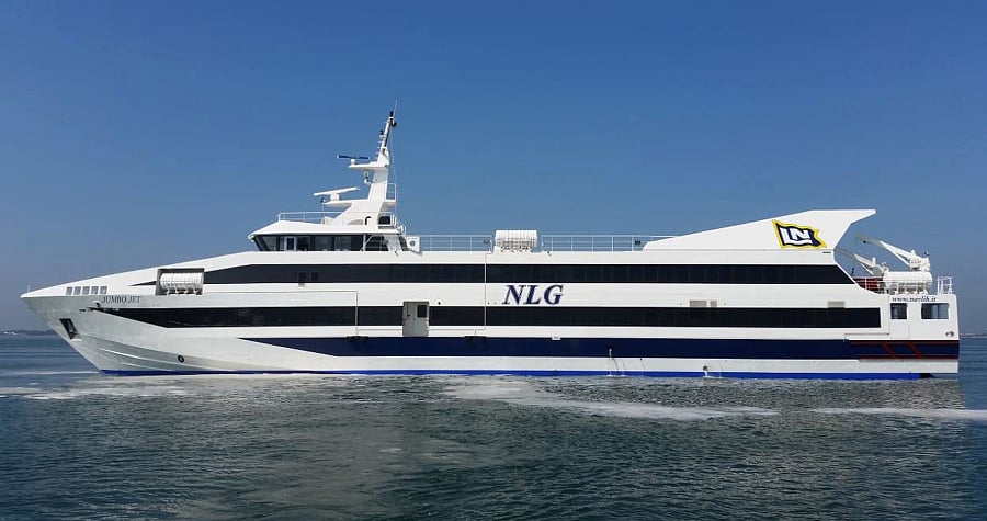 VESSEL REVIEW | Jumbo Jet – High-speed monohull ferry enters service on ...