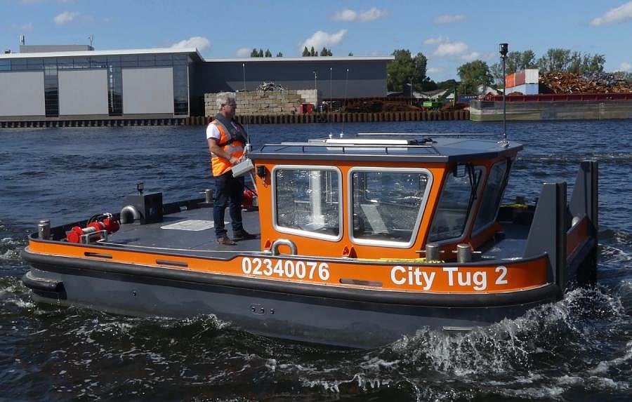 VESSEL REVIEW | City Tug 1 & City Tug 2 – Compact electric pusher tugs ...