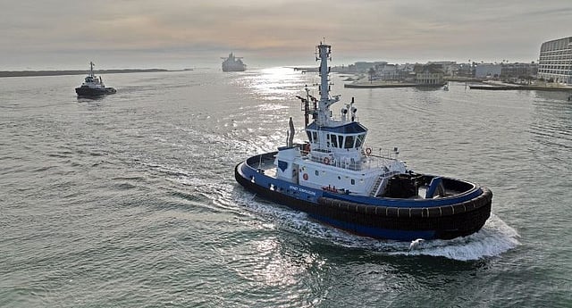 VESSEL REVIEW | Signet Capella & Signet Sirius – Signet Maritime tugs ...