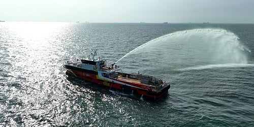 VESSEL REVIEW | Gen-4 Two – New fast crewboat delivers enhanced comfort ...