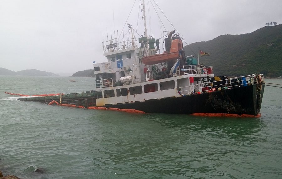 COLUMN | The wind and the walruses [Tug Times]