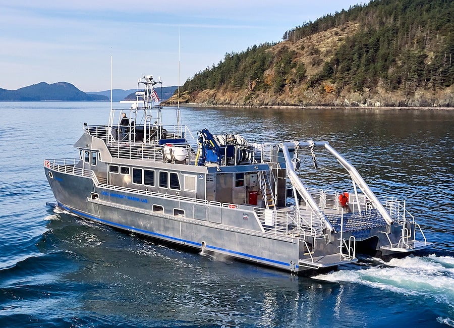 VESSEL REVIEW | Shearwater – Advanced 22-metre catamaran research ...