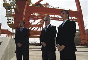 New port equipment at Ecuadorian port