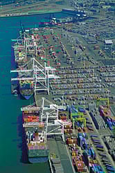 Port of Oakland awards operating concession to Ports America affiliate