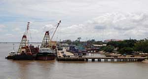 Vietnamese port ups Cambodian box numbers