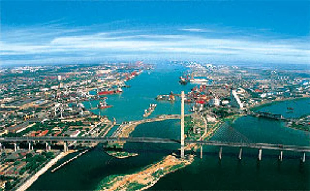 Tianjin Port container throughput up in 2008 Tianjin Port container throughput up in 2008