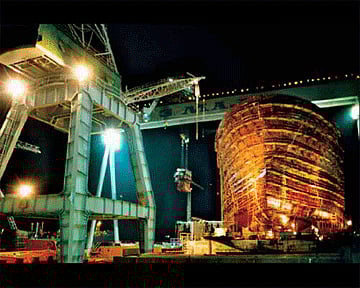 HHIC shipyard restarts shipbuilding operations