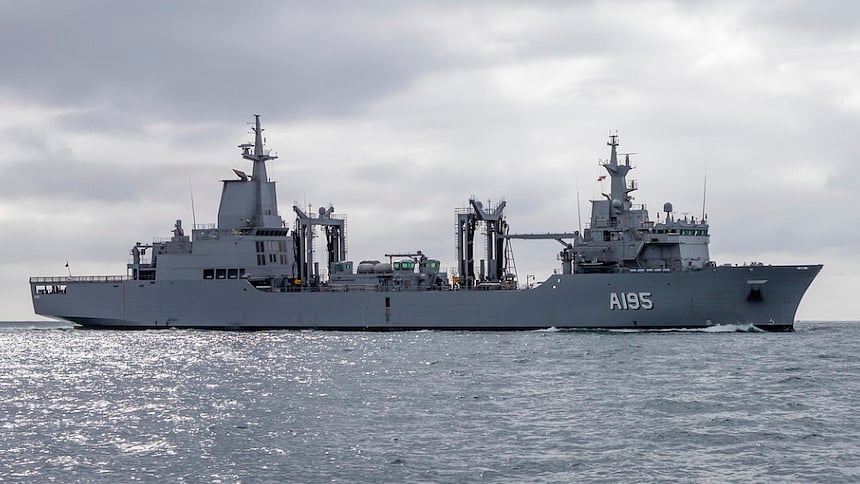 VESSEL REVIEW | Supply – Royal Australian Navy’s newest fleet ...