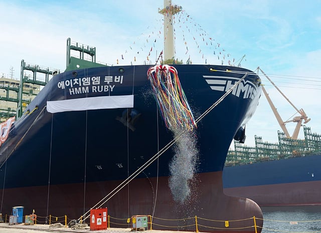 Container Vessel News Roundup | June 26 – Methanol- and LNG-ready ...