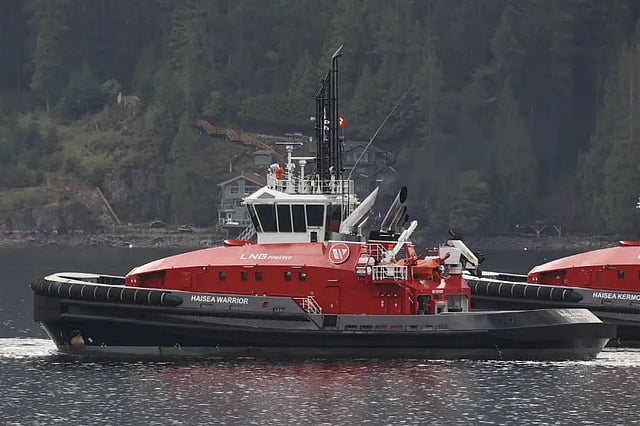 VESSEL REVIEW | HaiSea Warrior – LNG-fuelled escort tugs enter service ...