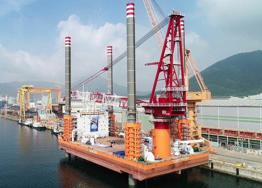 VESSEL REVIEW | Hyundai Frontier – South Korean installation jackup ...