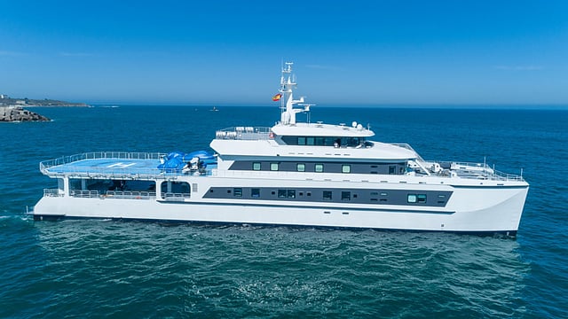 VESSEL REVIEW | Wayfinder – Australian-designed, Spanish-built 68m ...