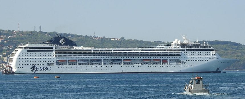 Cruise ship captain, pilot may face criminal charges for Venice dock crash