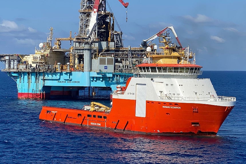 Inpex awards contract extensions for Solstad AHTS pair