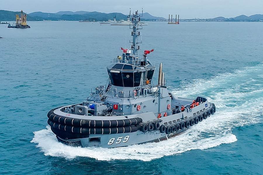 VESSEL REVIEW | Tachai – Ship handling tug delivered to Royal Thai Navy