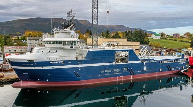 VESSEL REFIT | Arctic Pearl – Seismic survey vessel converted for ...