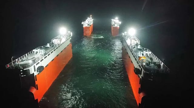 VESSEL REVIEW | Lian Chuan Ban Qian Bo – Launching barge with 20,000 ...