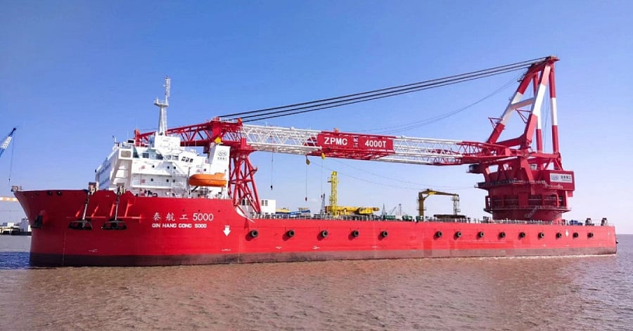 VESSEL REVIEW | Qin Hanggong 5000 – Chinese-built crane vessel with ...