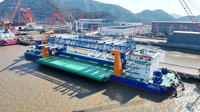 VESSEL REVIEW | Jiaotong Jianshe 10 Hao – Chinese-built paving vessel ...