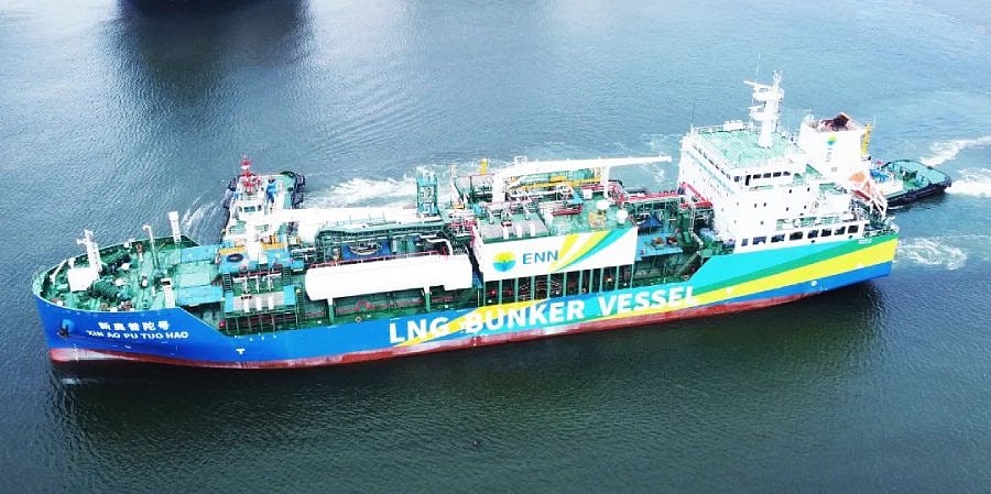 VESSEL REVIEW | Xin Ao Pu Tuo Hao – Chinese-built LNG bunkering ship ...