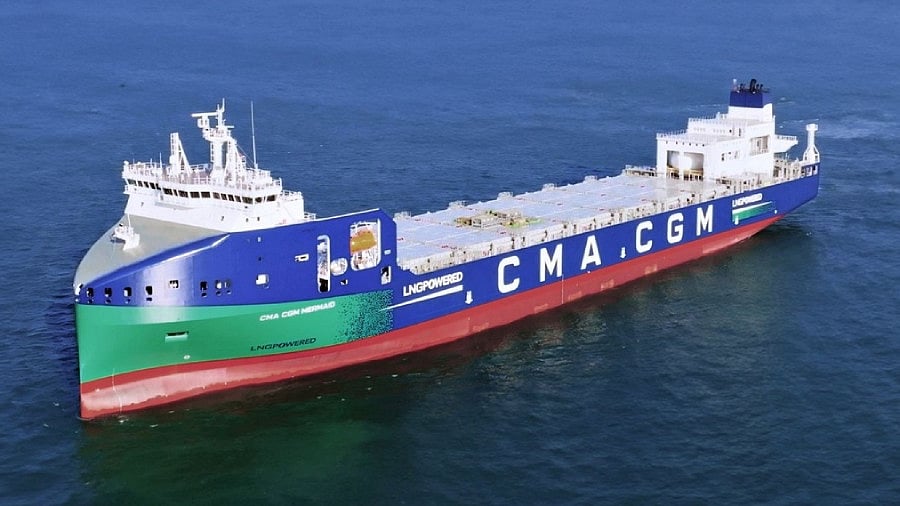 VESSEL REVIEW | CMA CGM Mermaid – New LNG-fuelled boxship boasts ...