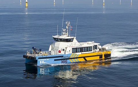 VESSEL REVIEW | Hydrocat 48 – Netherlands’ Windcat Workboats puts ...