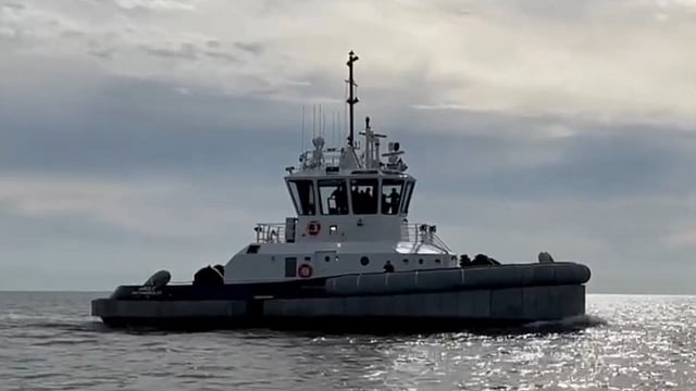 VESSEL REVIEW | eWolf – First US-built all-electric tug joins Crowley’s ...