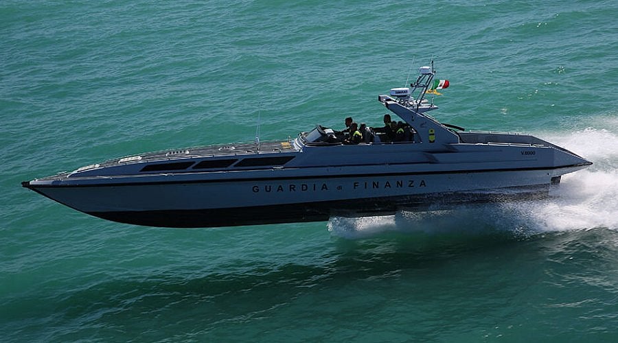 VESSEL REVIEW | Interceptor with 68 knots top speed delivered to ...